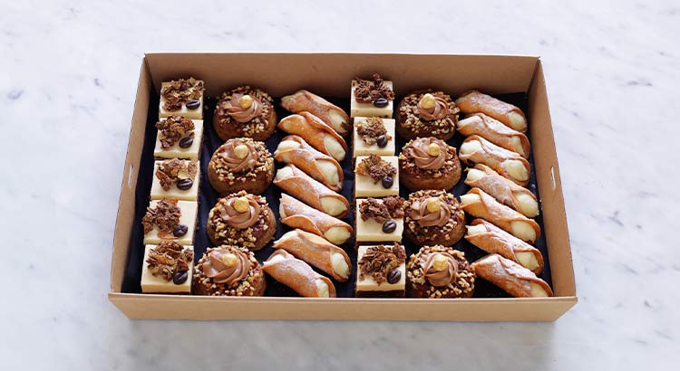 Cocktail Party Catering Food Ideas and Guide | Vanilla Blue